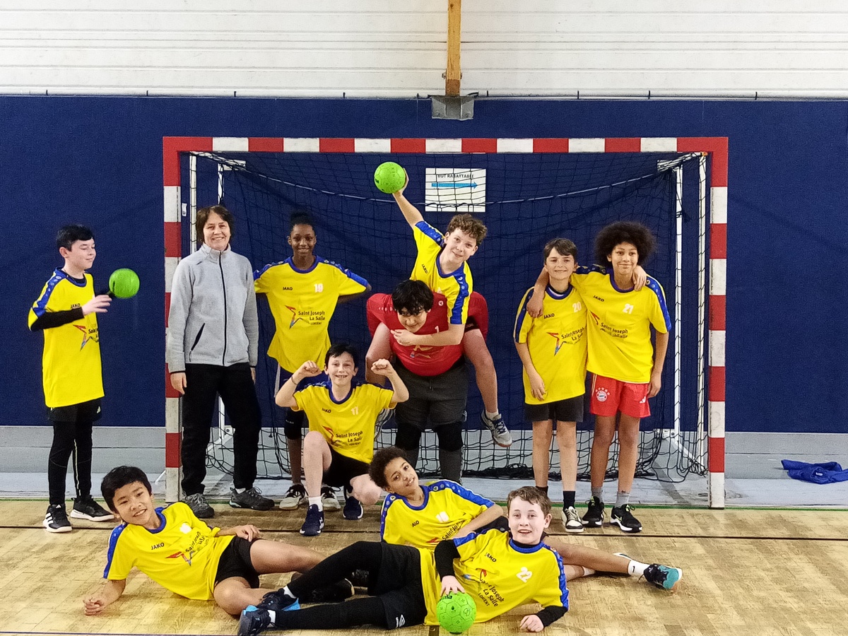 La finale départementale de handball - Ensemble scolaire St Joseph-La ...